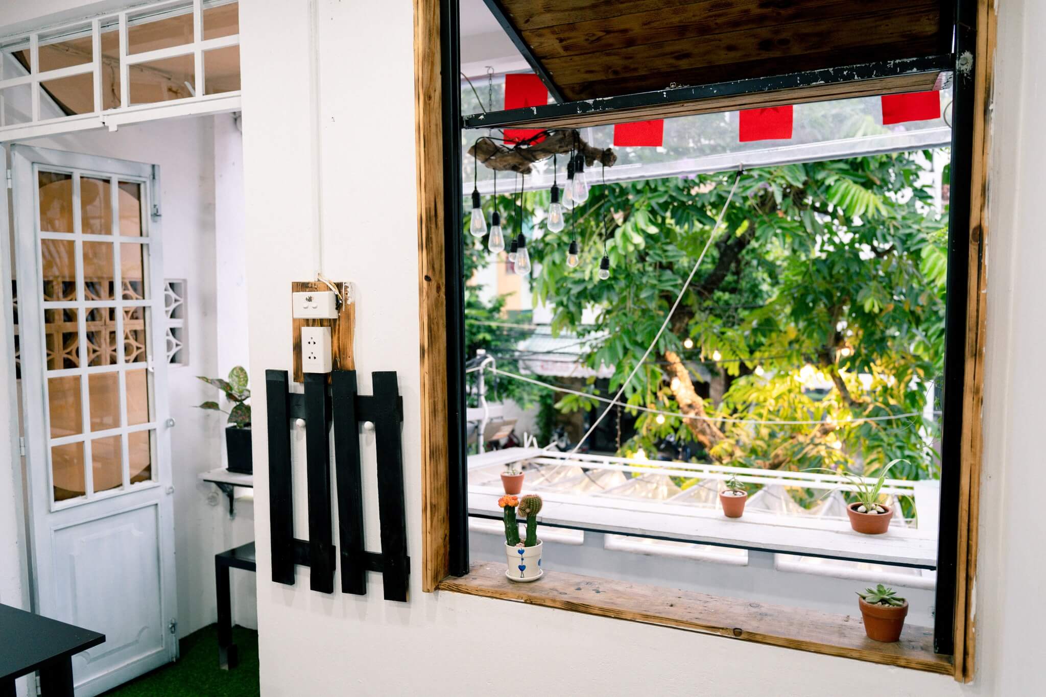 Nhi's House Coffee Pub | NhiLe Team